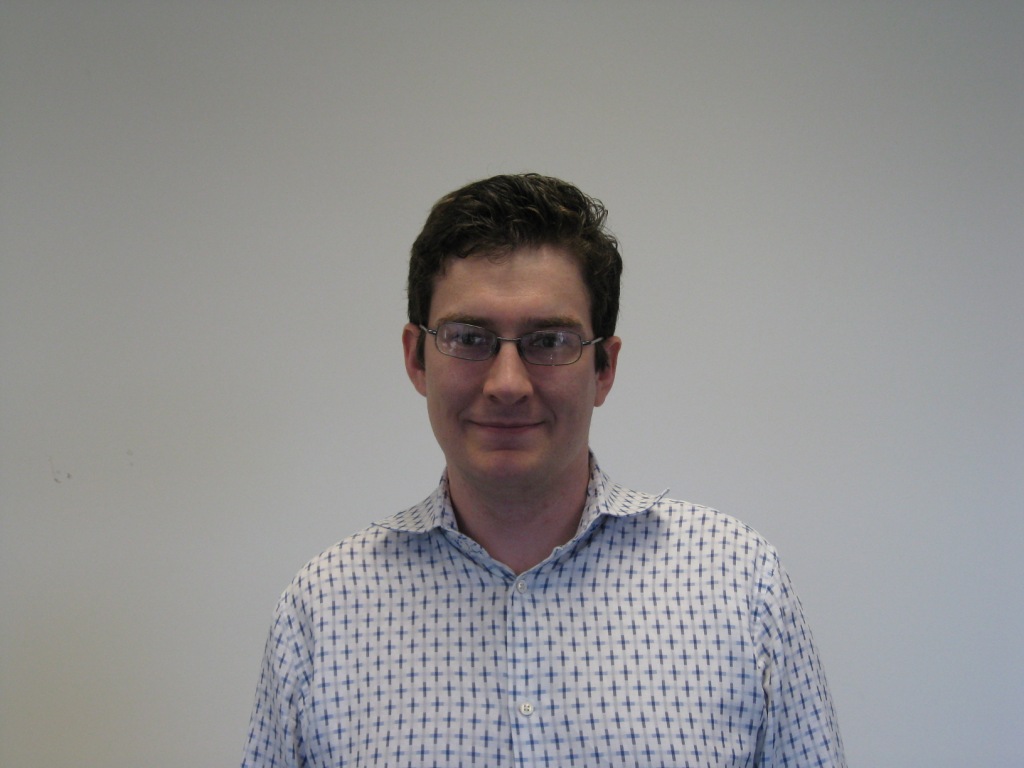 《英雄联盟》主策划 - Tom Cadwell - 17173地下城与勇士专区 - ::17173.com::中国游戏第一门户