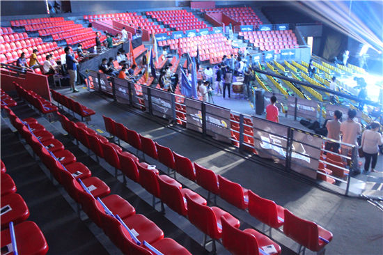 前端快讯 CFPL S4赛前的现场探秘_穿越火线_17173.com中国游戏门户站