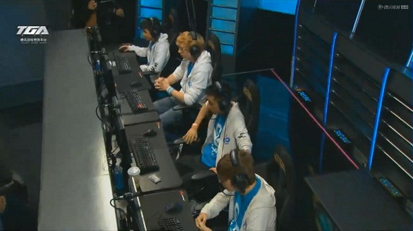 S3总决赛八强赛C9 vs FNC C9无奈一日游_17173英雄联盟专区_中国游戏第一门户站