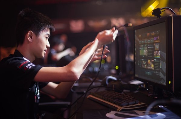 野辅节奏体现差距 OMG不敌VG告别S5_17173英雄联盟专区_中国游戏第一门户站